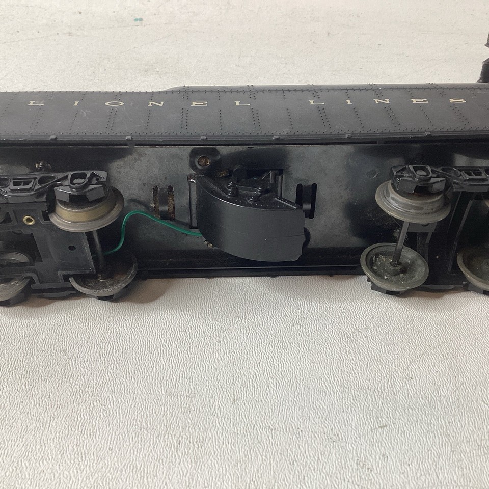 Lionel O-Gauge - Lionel Lines #8304 4-4-2 Steam Locomotive and Tender ...