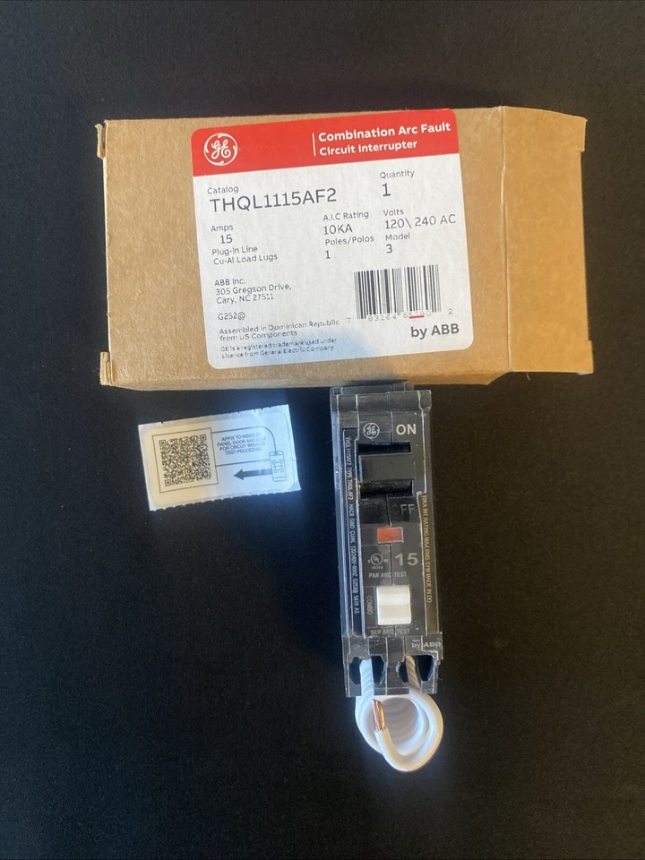 GE THQL1115AF2 15 AMP COMBINATION ARC FAULT CIRCUIT INTERRUPTER. ( NEW ...