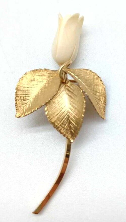 Signed Wells 14K Gold Filled Celluloid White Rose Bro… - Gem