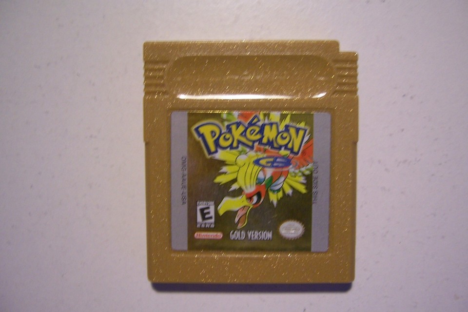 Game Boy Color: POKEMON - GOLD VERSION Complete in Box CIB (Authentic ...