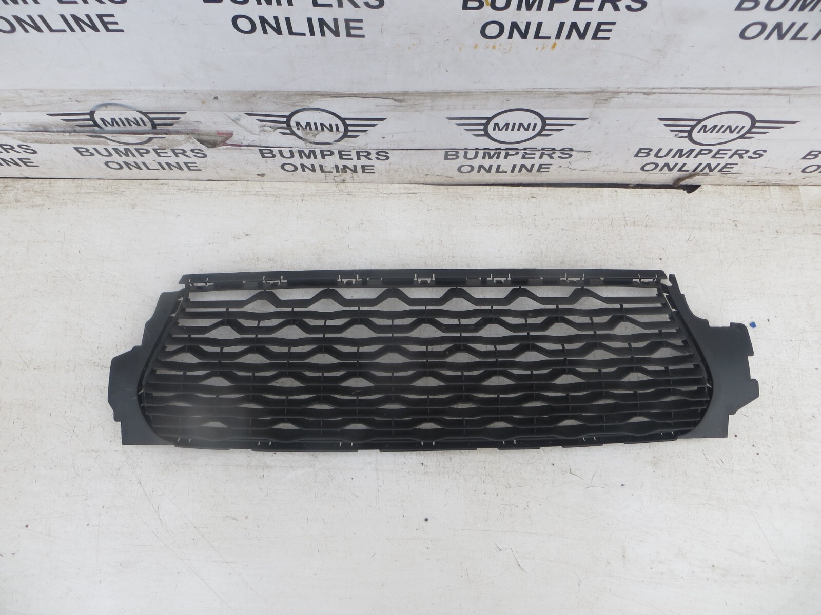 Dacia Duster 2019 Front Bumper Lower Grill 622545490R Axp10222 for sale ...