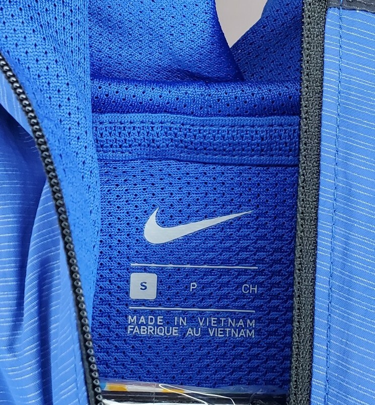 Nike Mens Medium Lightweight Player Jacket Windbreaker Vented CI4477-480 Small 194272835641| eBay