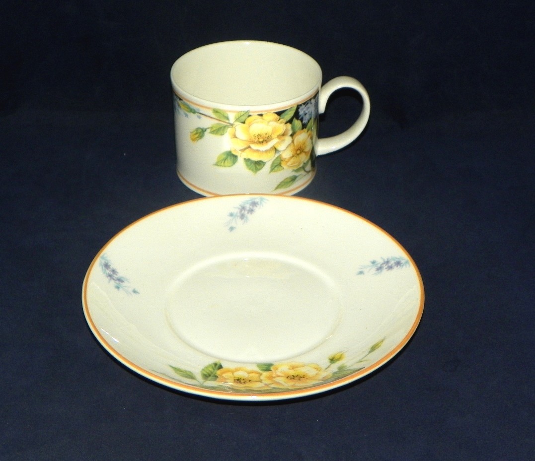 Kaffeetasse mit Untertasse von DUNOON Essex Design Jack Dadd, Fine Bone ...