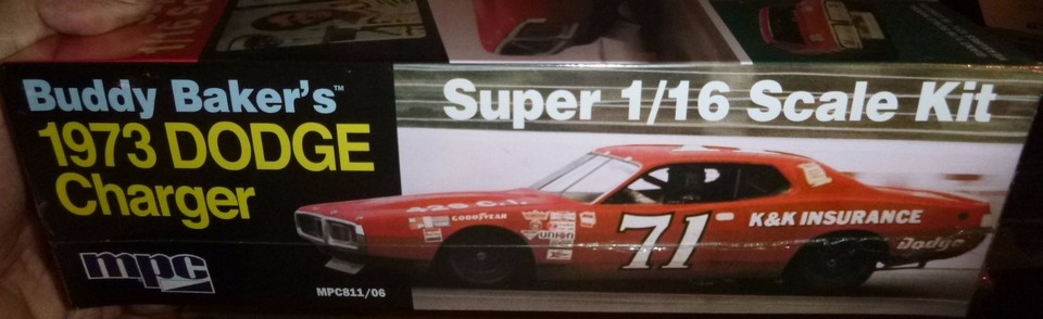 MPC 811 BUDDY BAKER K&K 1973 DODGE CHARGER NASCAR #71 1/16 McM KIT FS ...