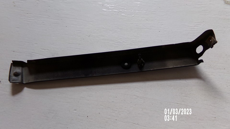 Mercedes Benz 1987 560 SEL Right Headlight Wiper Valance Plate | eBay