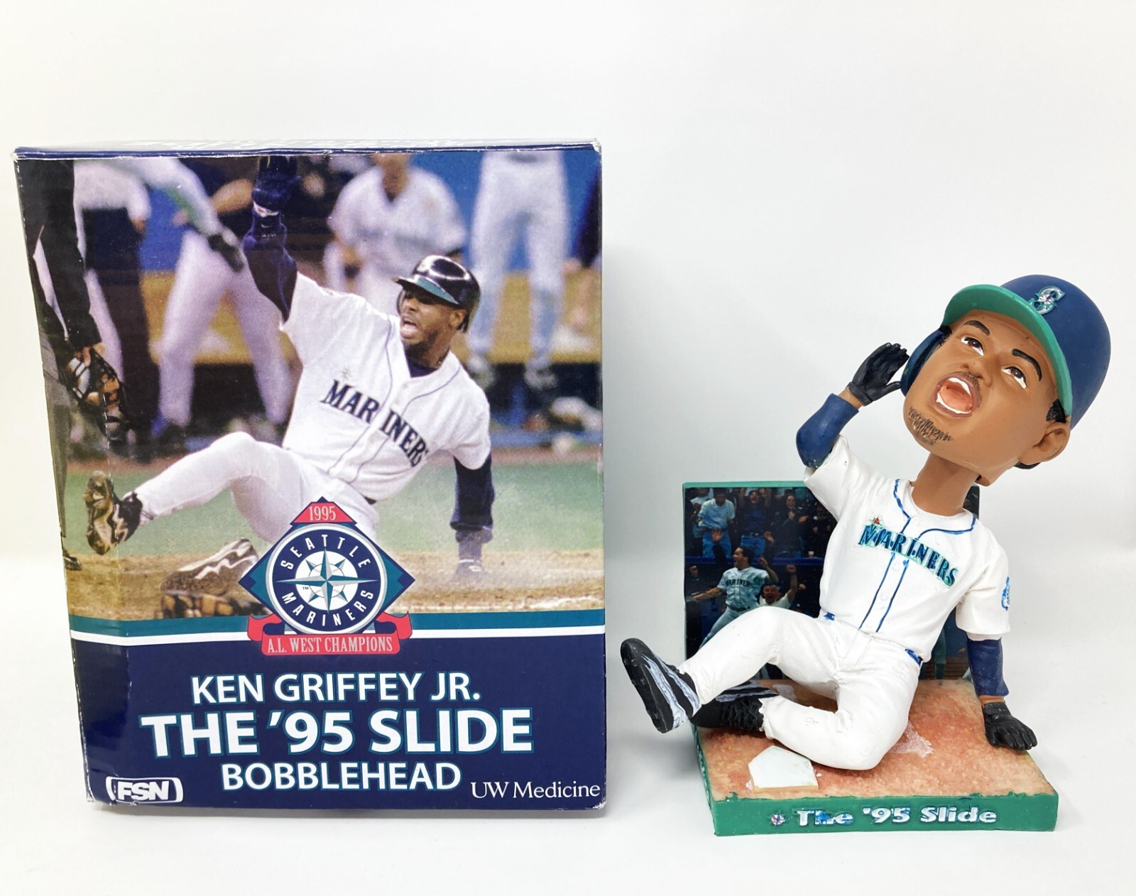 KEN GRIFFEY JR THE 95’ SLIDE BOBBLEHEAD Seattle Mariner Baseball 2010 ...