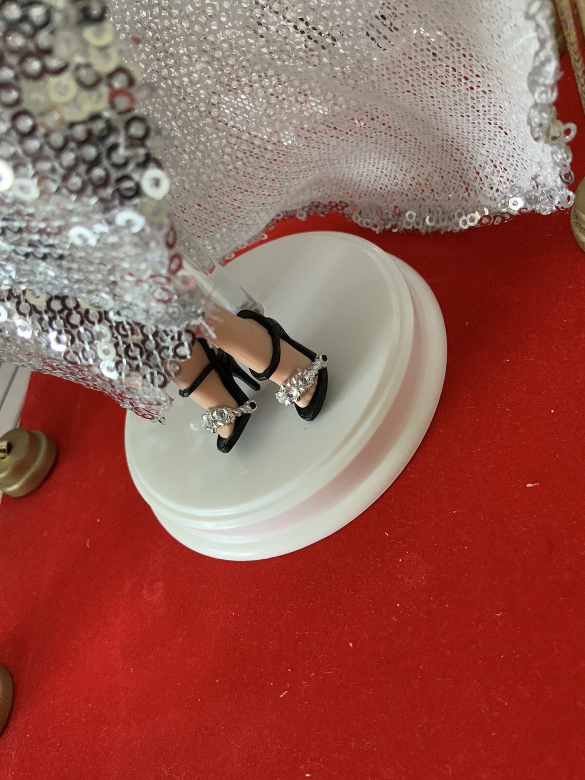 Barbie~Model Mused Doll On The Red Carpet In Beautiful Silver Sequined ...