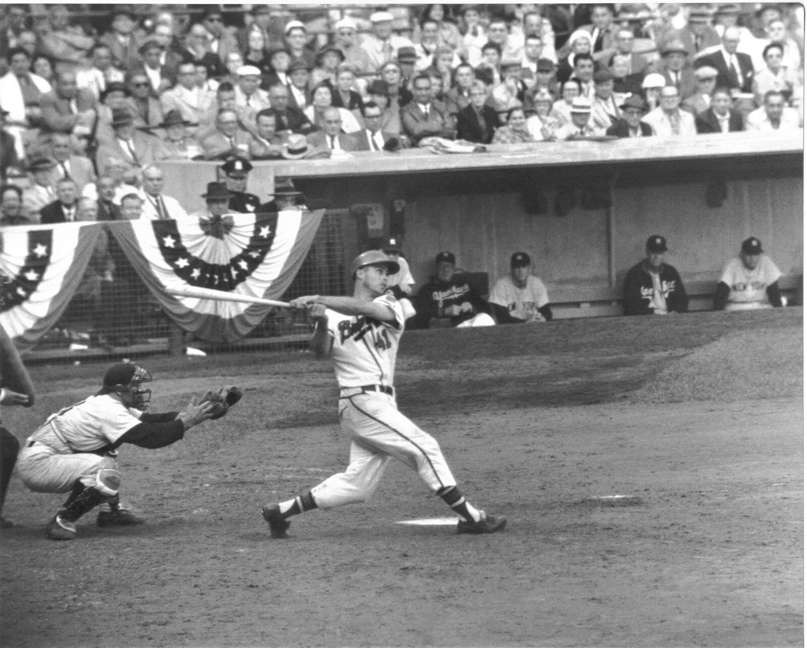 EDDIE MATHEWS Photo in action Milwaukee Braves 1957 World Series HOF | eBay