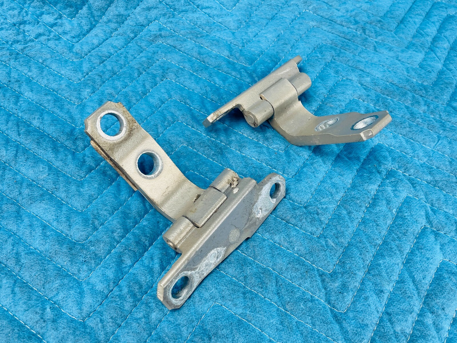 Lexus SC430 Passenger Door Upper & Lower Hinges w/Bolts Beige: 4Т1 2002 ...