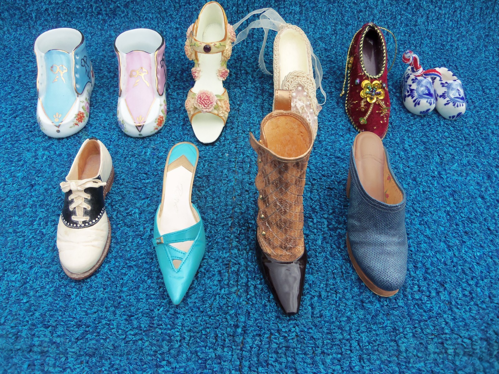 Vintage Lot of 10 Miniature Hand Painted Porcelain Ceramic Resin Shoes ...