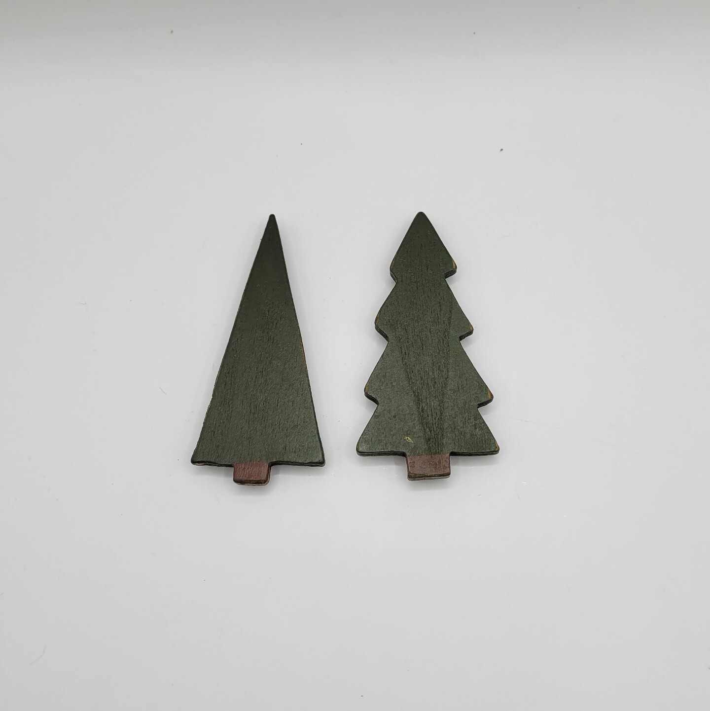 Lot Of 2 Vintage Folk Art Pine Tree Wooden Refrigerator Magnets | eBay