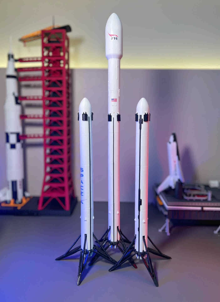1:144 Spacex FH Falcon Heavy Rocket Model Set Movable tripod Painted ...