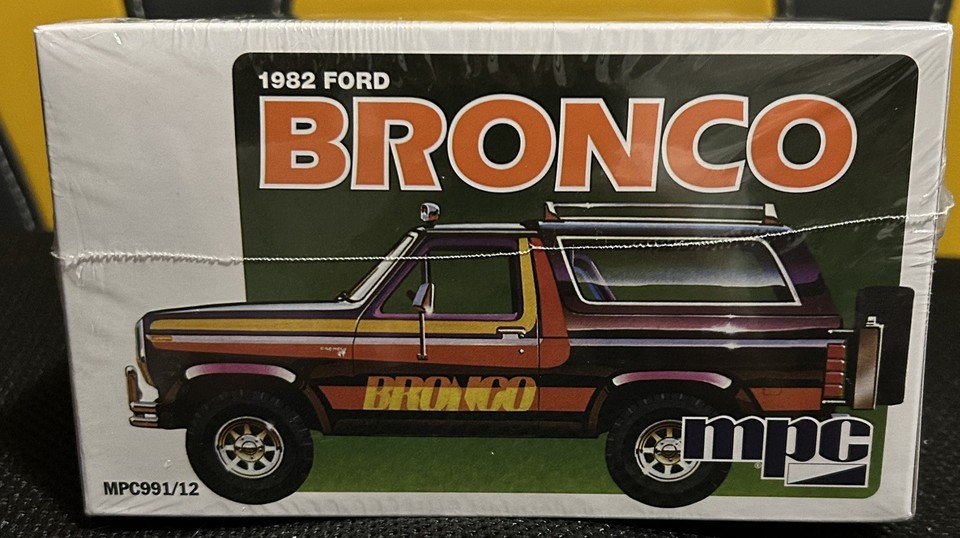 MPC 1982 Ford Bronco Plastic Model Kit MPC991/12 Scale 1:25 - New in ...