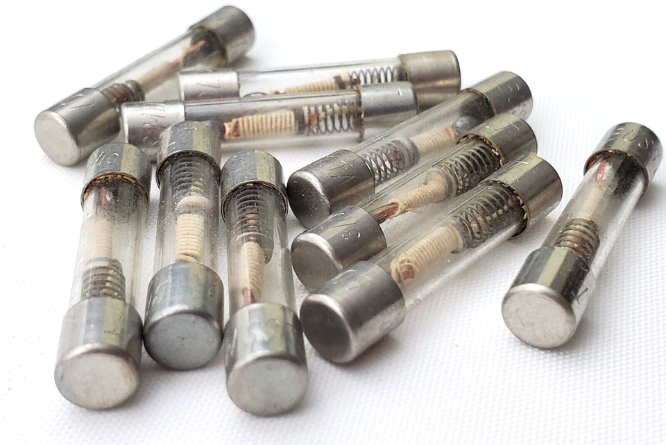 Lot of 10 Bussmann MDL3/10 250V 3/10th Amp Slow Blow 1/4" x 1-1/4 ...