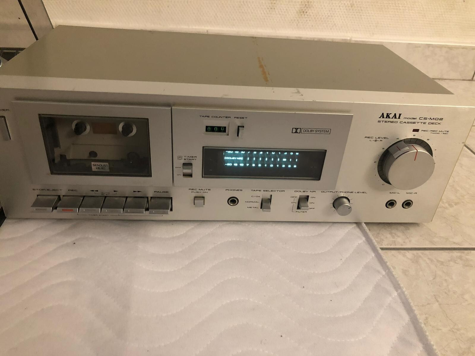 platine AKAI Direct Drive Model AP-D33 et le deck cassette AKAI Stereo ...