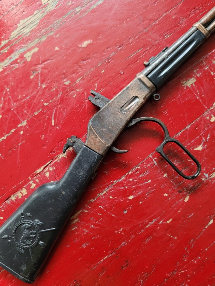 Cap Gun Collection including Cast Iron National, Daisy, Hubley etc ...