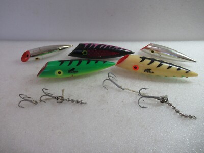 Vintage - Salmon Plug