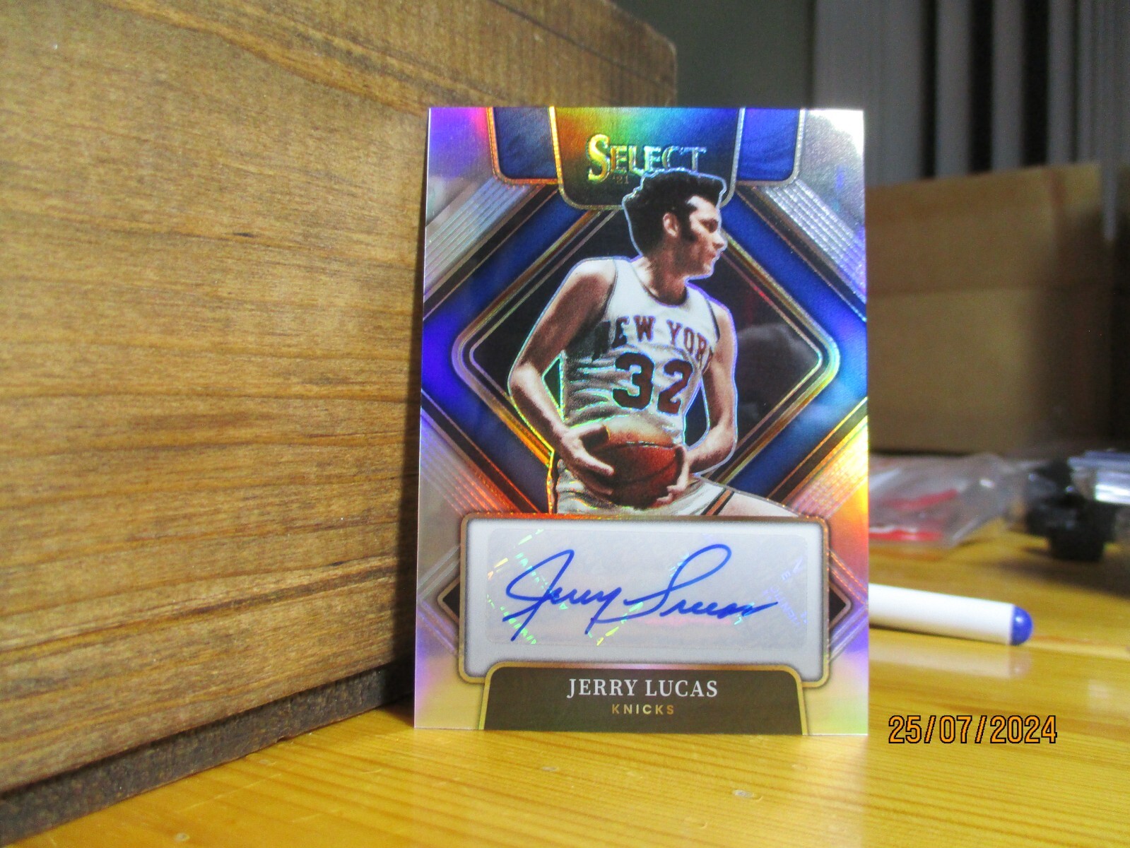 2021-22 Panini Select Jerry Lucas Signatures Auto #001/249 New York ...