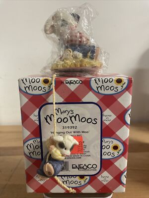 Mary's Moo Moos Hanging Out with Moo #319392 Figurine with Box | eBay