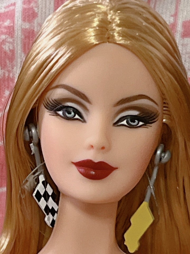 lot 6 barbie model muse dolls titania Corvette Harley Davidson basic ...