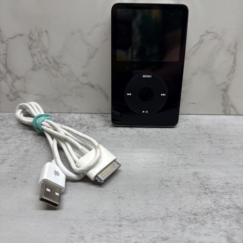 Apple A1136 Black iPod 30GB Classic 5th Generation TESTED w. Music ...