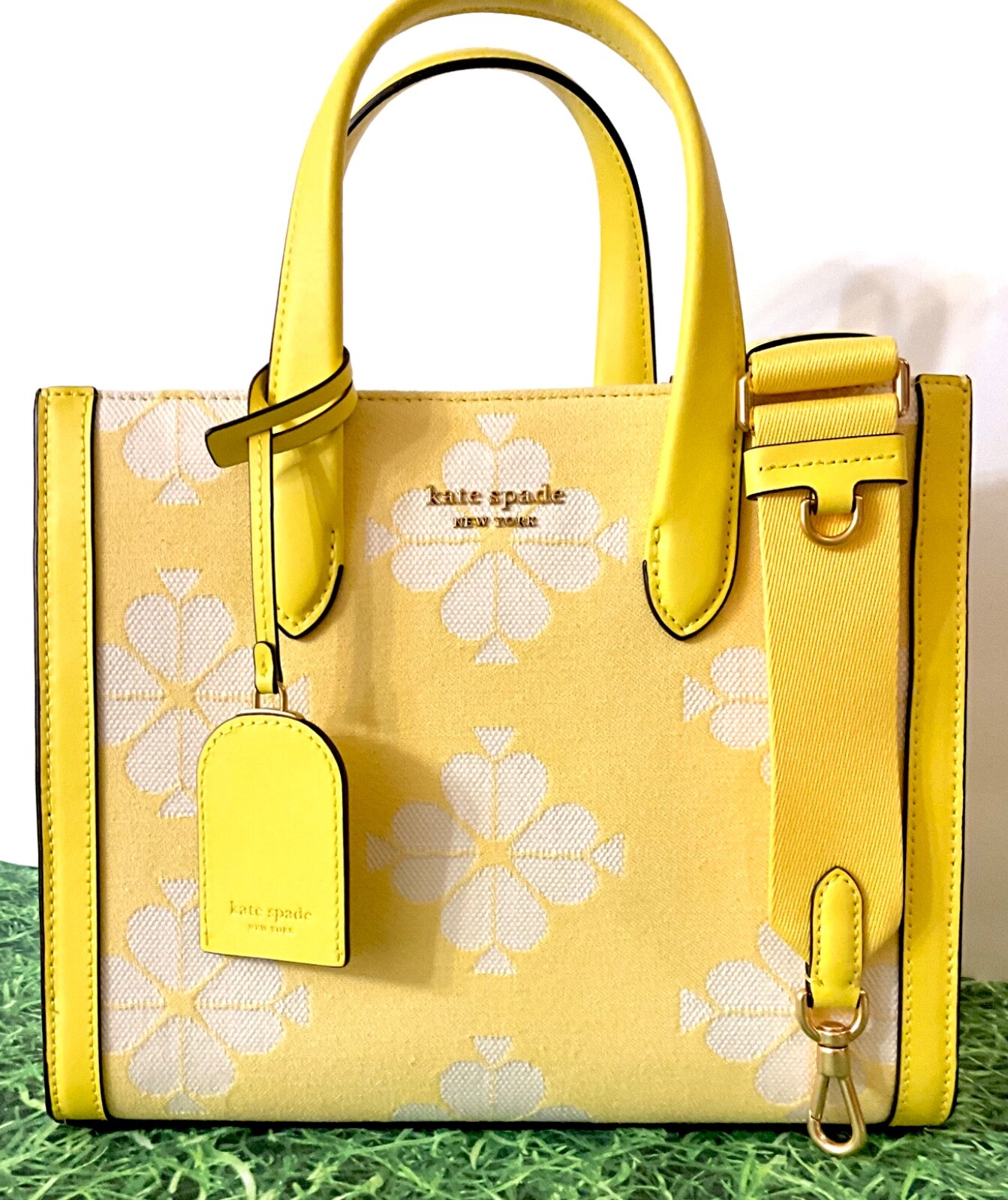 Kate Spade 'Spade Flower' Two-tone Canvas Manhattan Small Tote ...