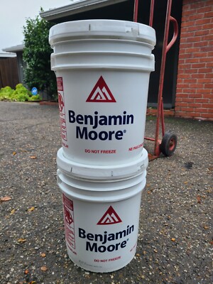 Benjamin Moore paint exterior flat color: 1594 Shaker Grey 2x 5 gallon ...