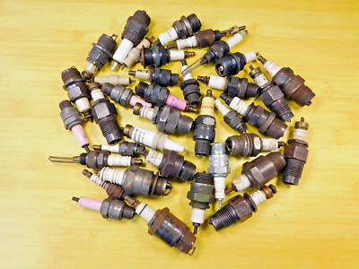 Vtg Lot of (37) Spark Plugs Champion Stitt Lodge AC Aldor Wizard ...