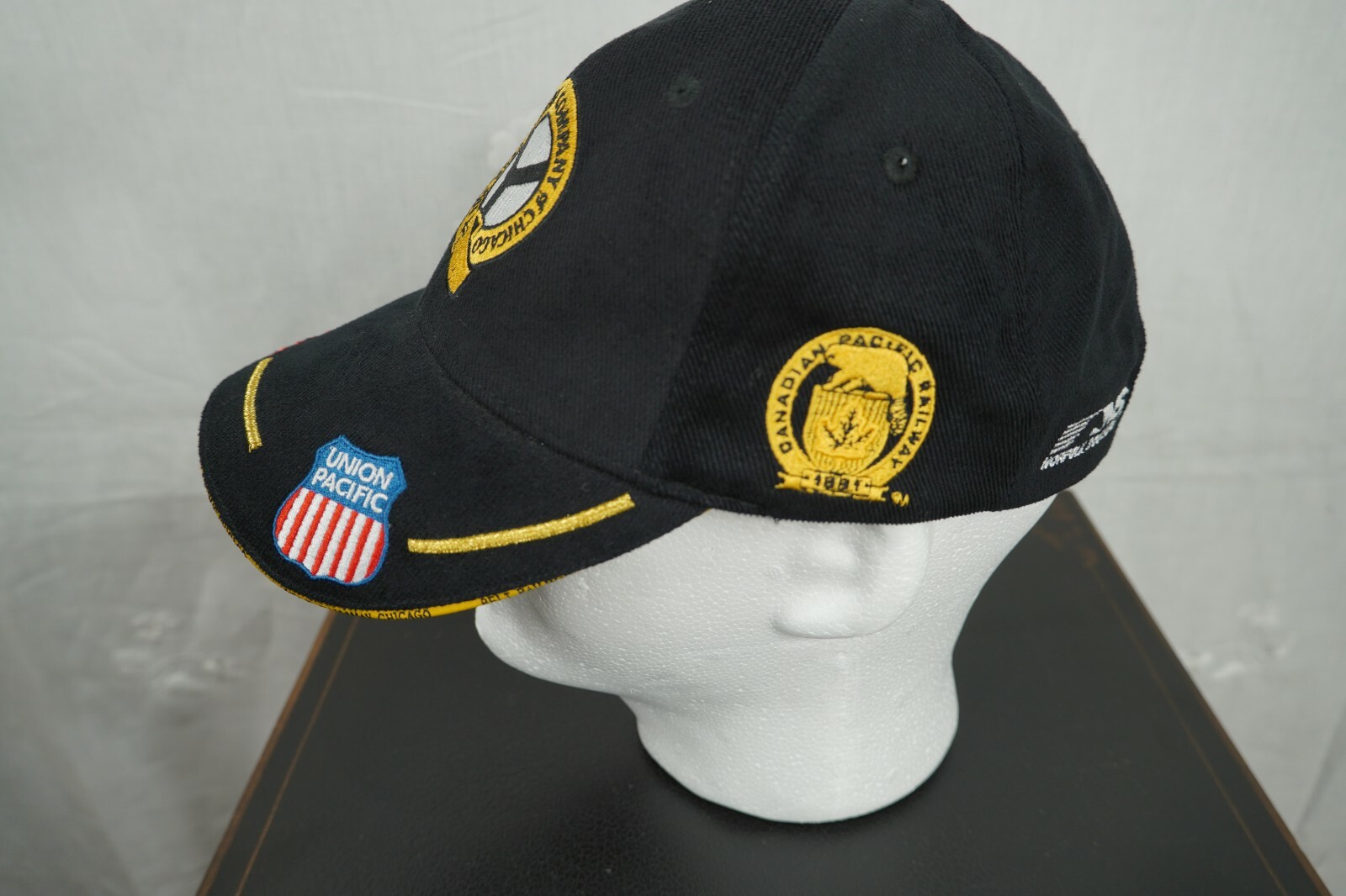 Vintage BNSF HAT RAILWAY COMPANY OF CHICAGOCO , Hat C… - Gem