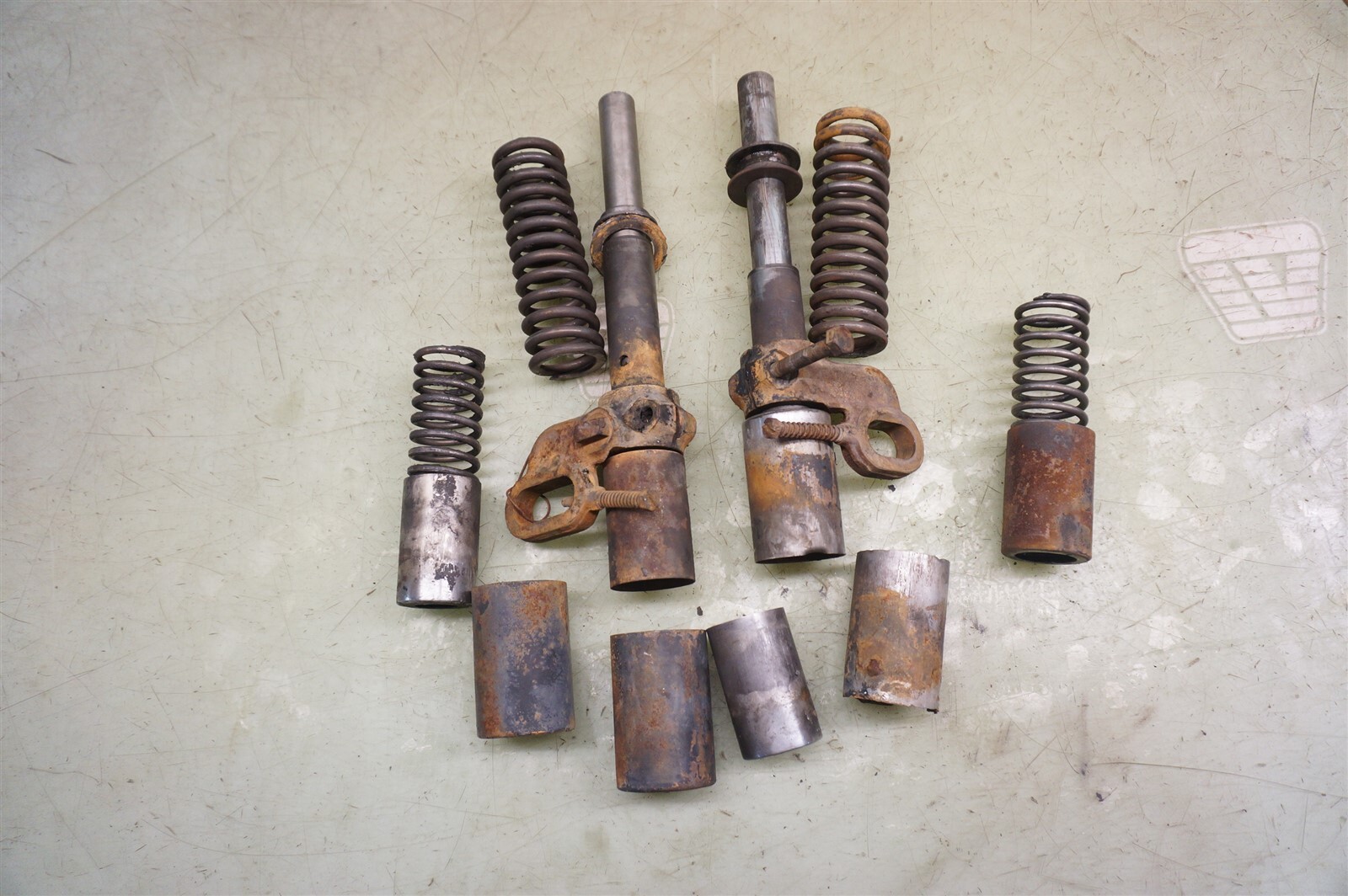 1952 BSA A10 A10R A7 Golden Flash Plunger Pre-Unit *2760 Rear Shocks | eBay