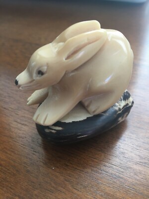 Bunny Rabbit GENUINE TAGUA NUT (Palm Tree Seed) Figurine carving ...