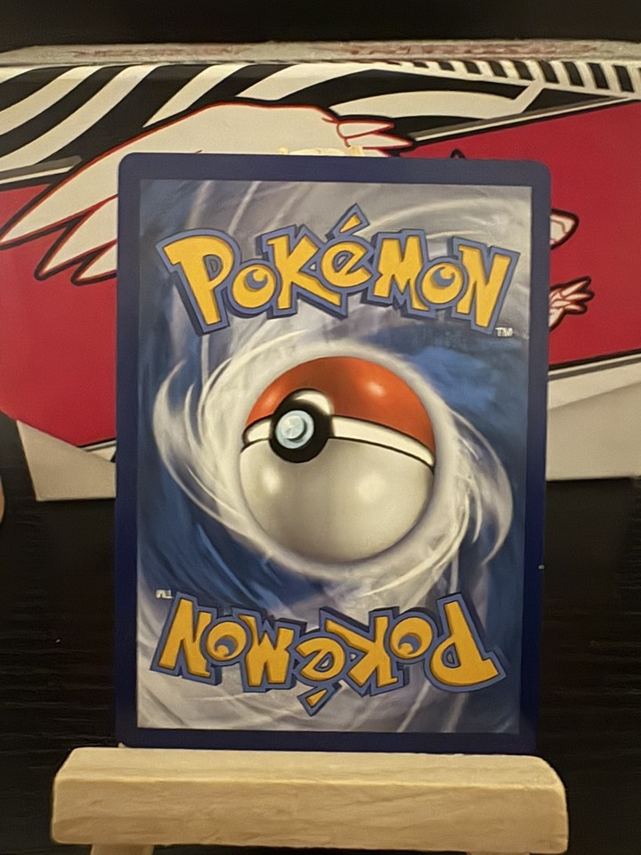 Galarian Slowking V 179/198 Pokémon Card - Chilling Reign Holo Ultra ...