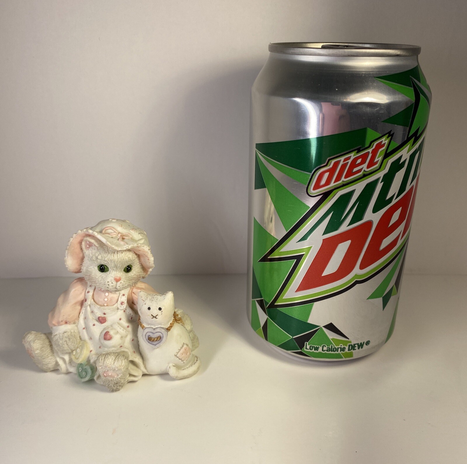 Calico Kittens Figurine “Buttoned Up With Love”, 1994 Hillman Enesco ...