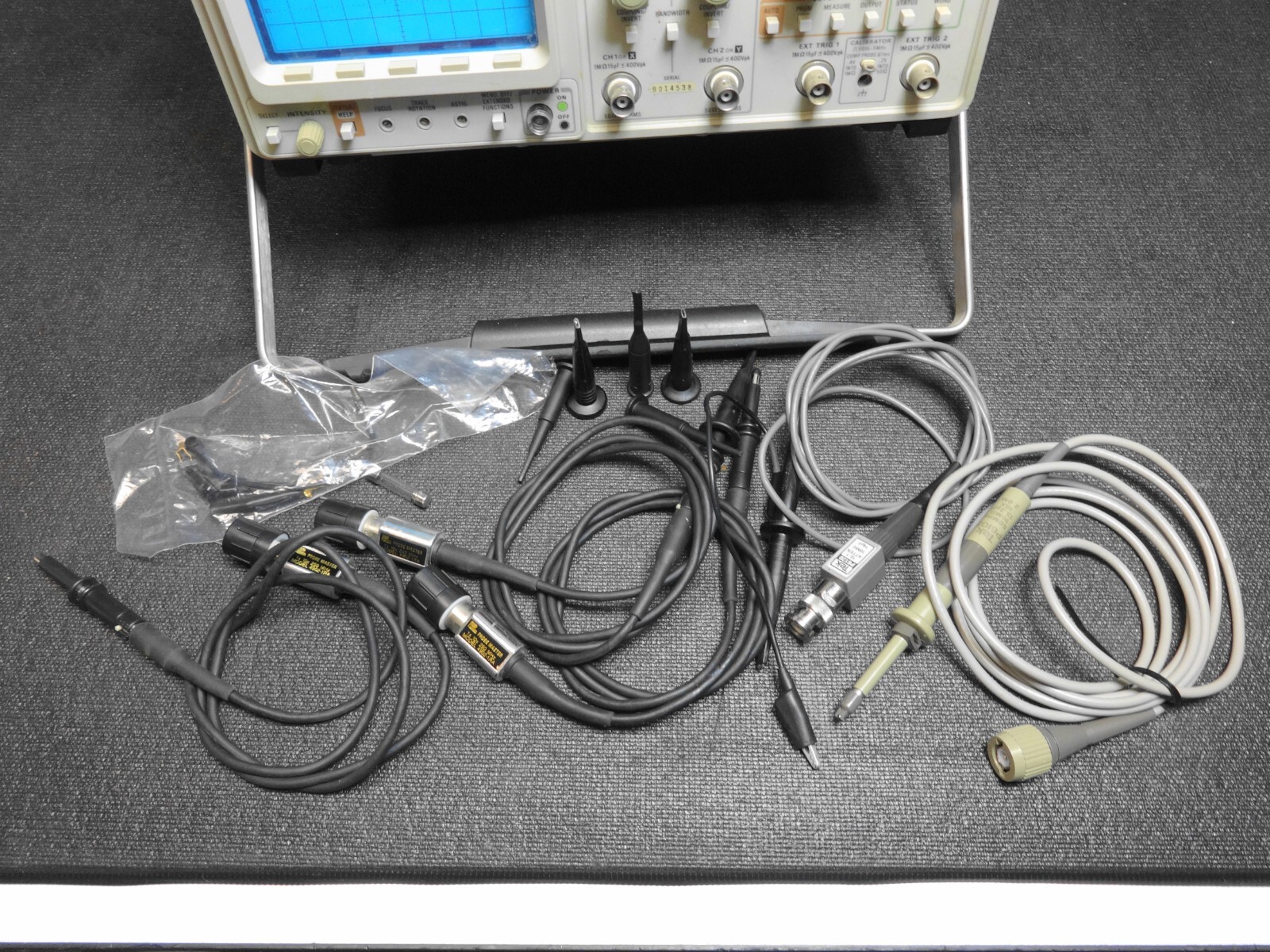 Tektronix 2430A Digital Oscilloscope w/ Probes | eBay
