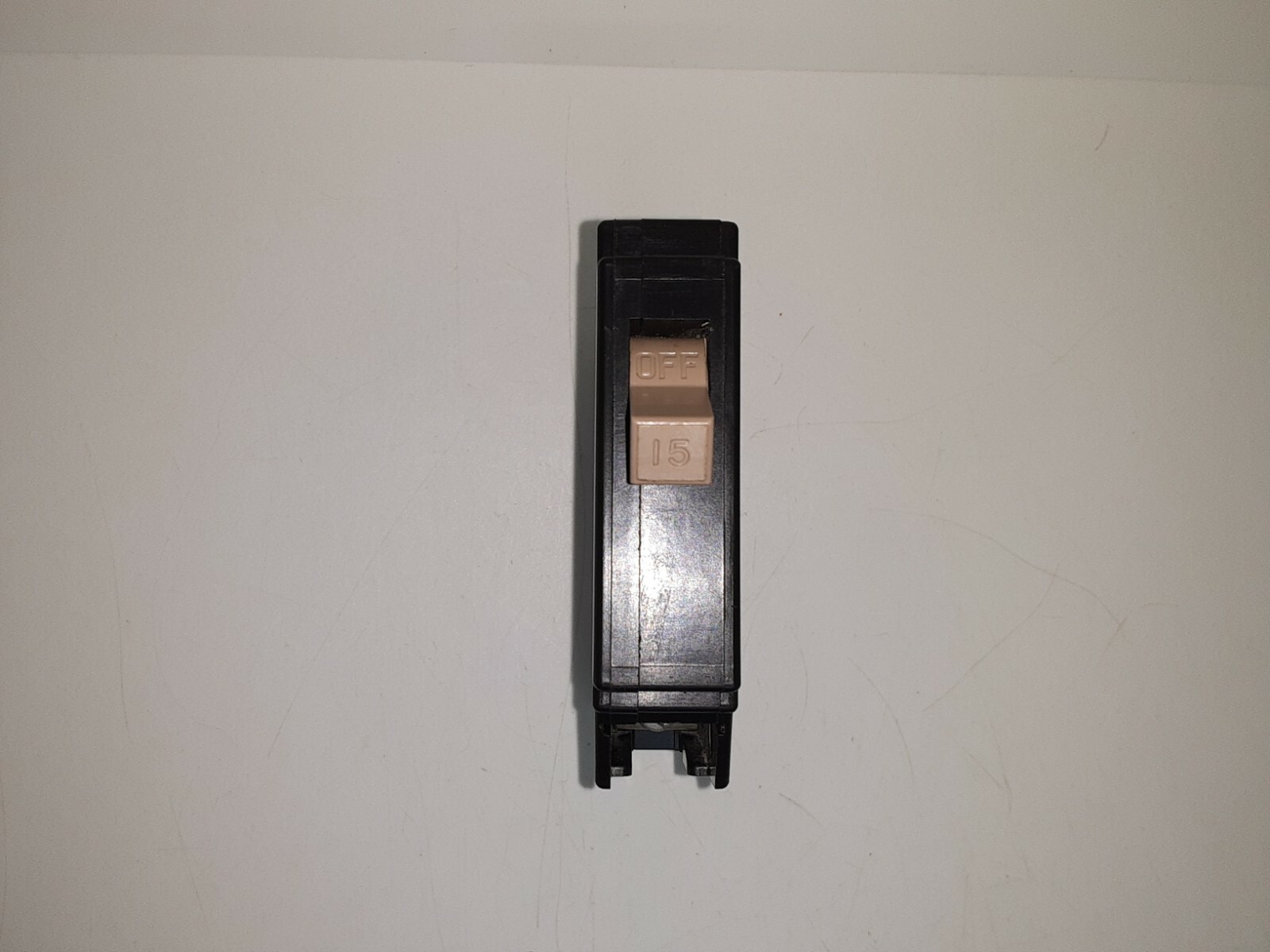 CUTLER HAMMER CH115 15 Amp 1 Pole 120V Full Notch Circuit Breaker | eBay