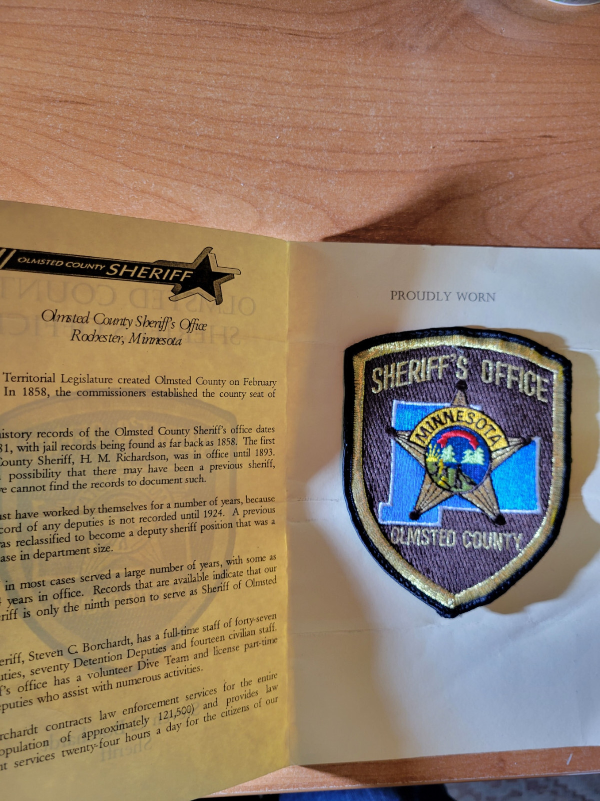 Olmstead County MN Sheriff's Office Patch with Presentation Card | eBay