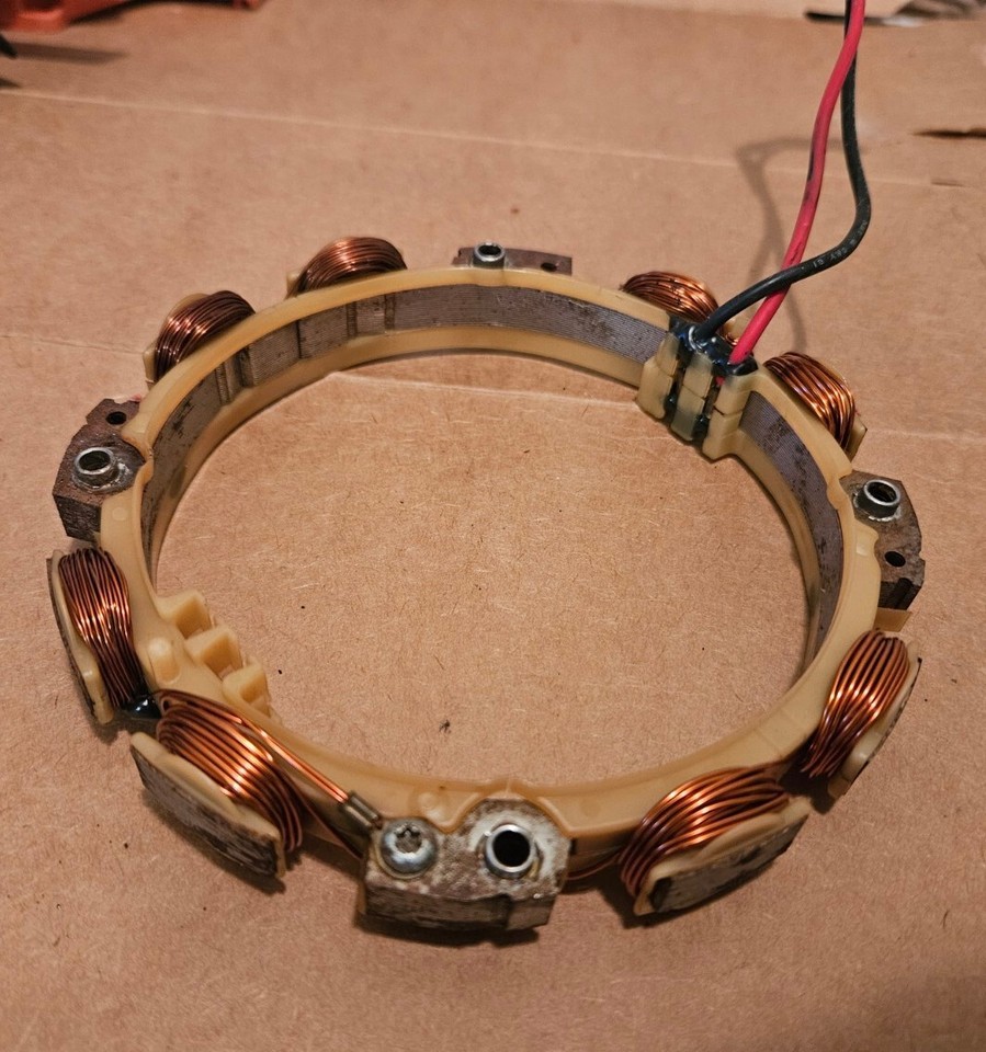 Briggs & Stratton OEM Alternator 696459 592831 84012663 - Great ...