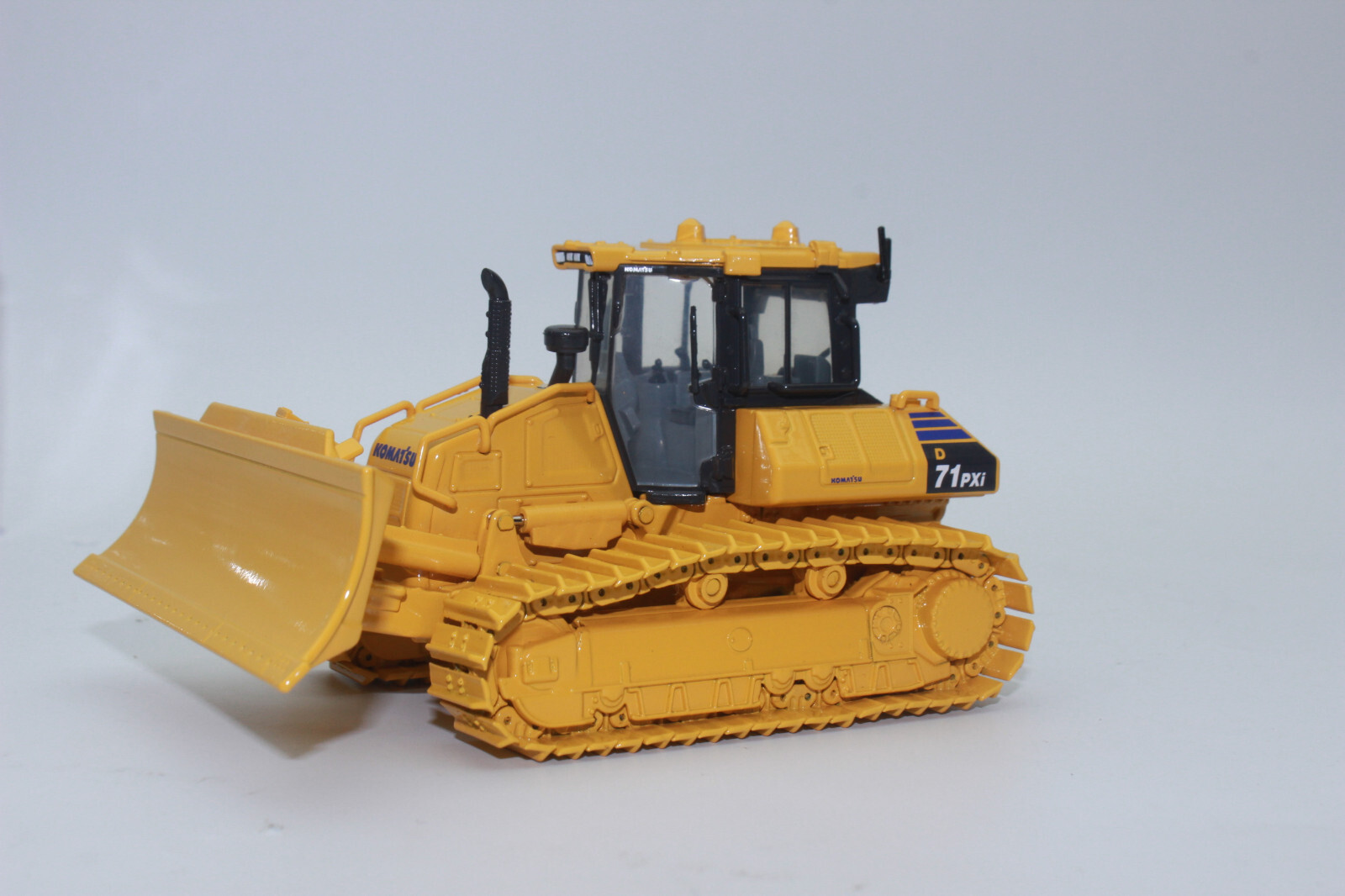 First Gear 50 3425 Planierraupe Komatsu D71 PXi 24 Raupe Dozer 1:50 NEU ...