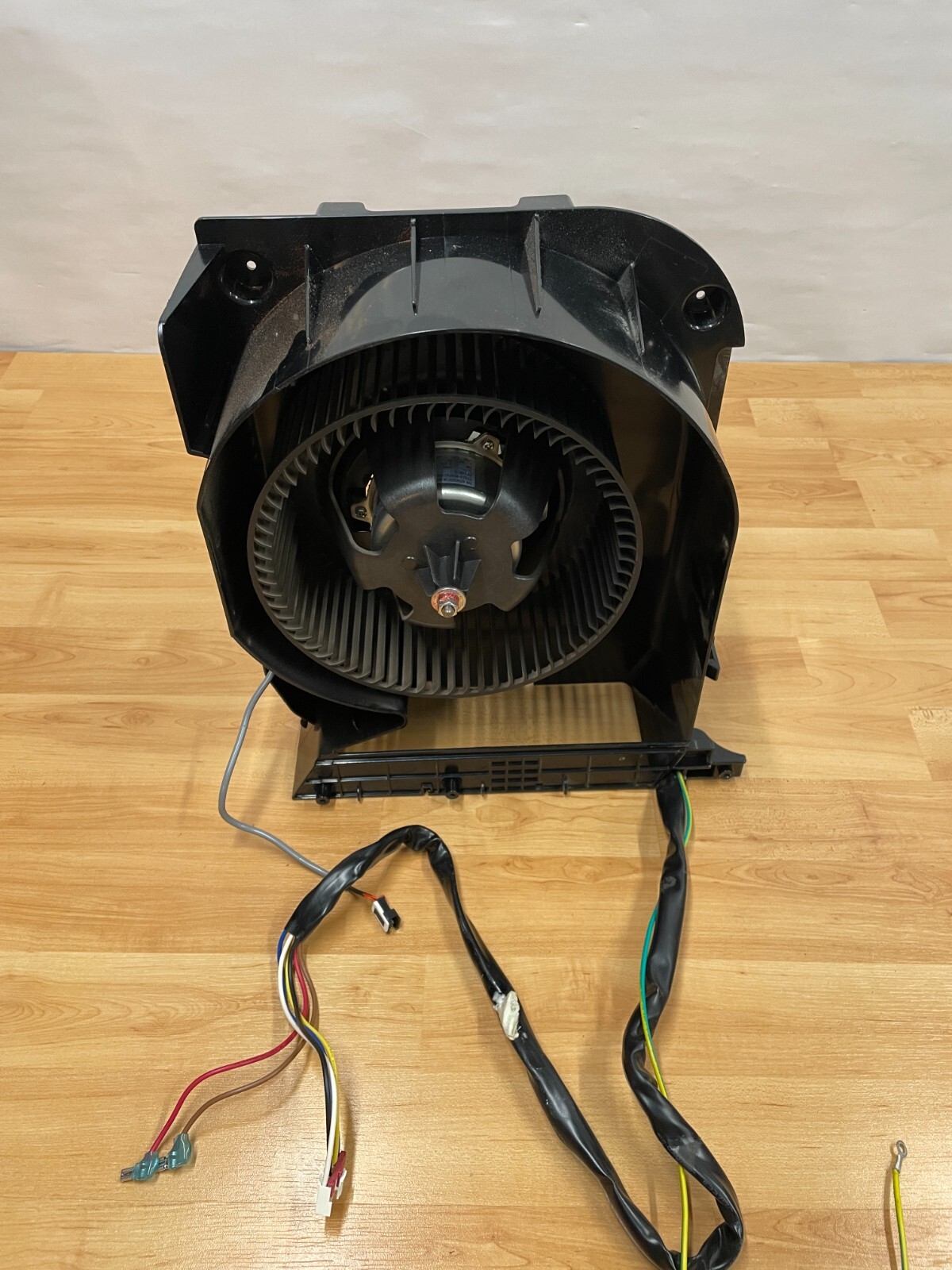 Frigidaire ffad5033r1a Dehumidifier Fan Motor with Connector ...