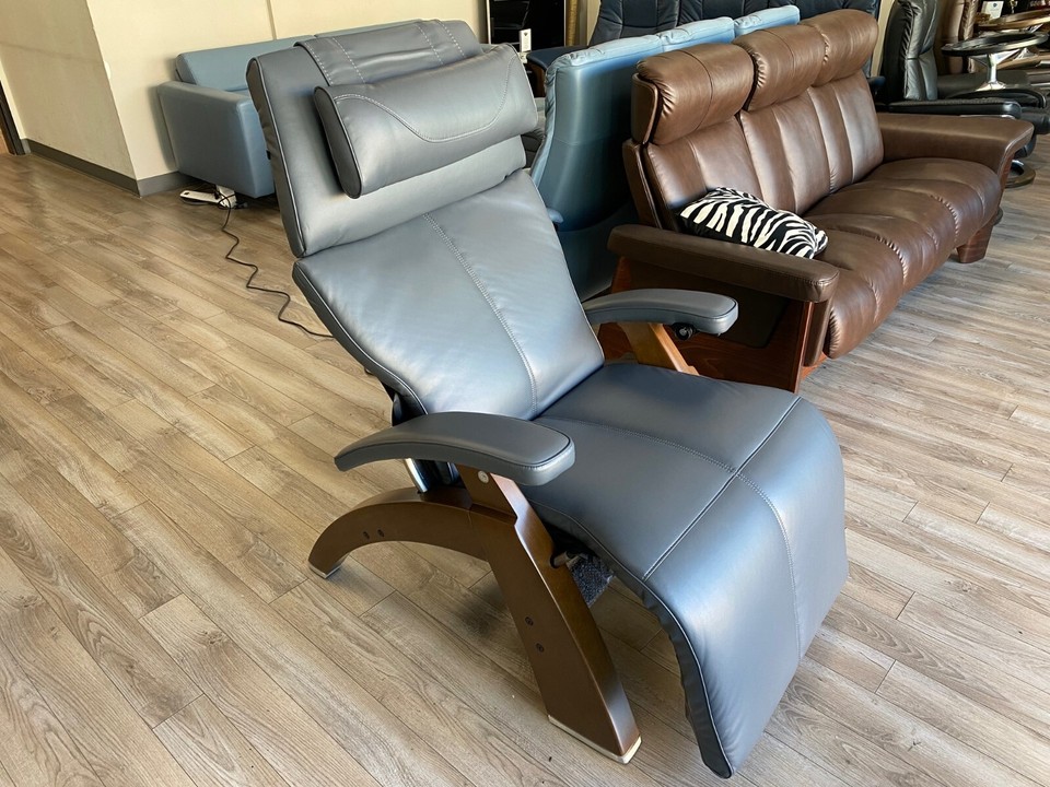 Human Touch Perfect Chair PC-420 Classic Manual Plus Charcoal Leather ...
