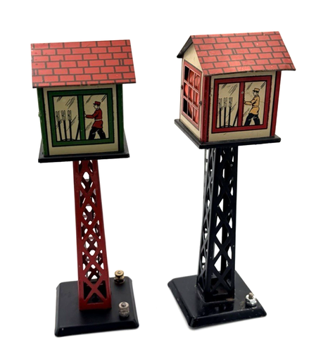 2 Marx Vintage Lithograph Metal PreWar Watch Towers (Green & Red ...