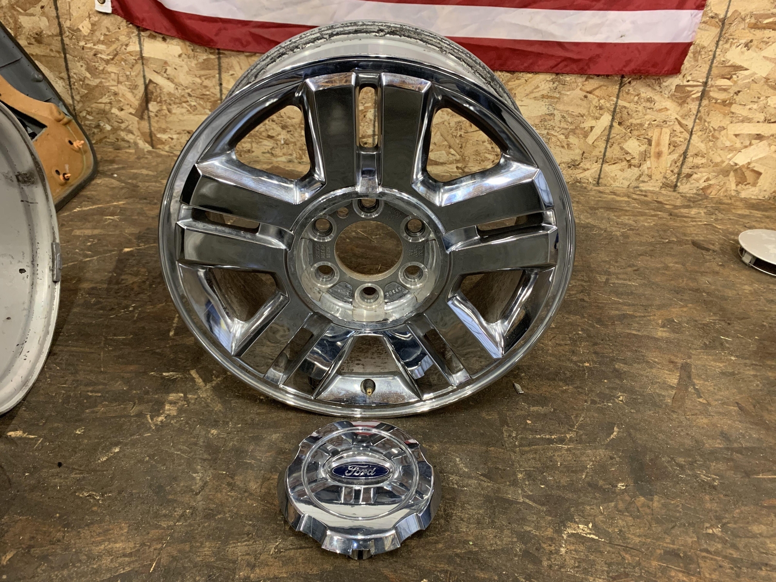 Ford F150 5.4L XLT 5 Spoke Aluminum Wheel Rim With Center Cap 18X7-1/2 ...