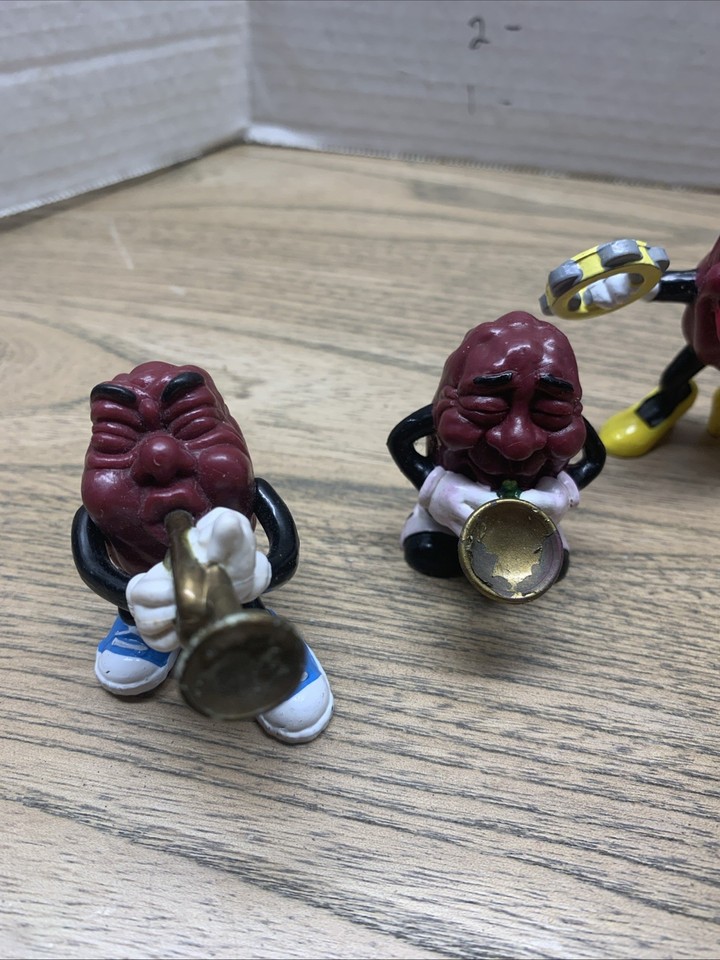 VTG California Raisins Figures Grapevine Guys Hardees Lot of 7 Hardees ...