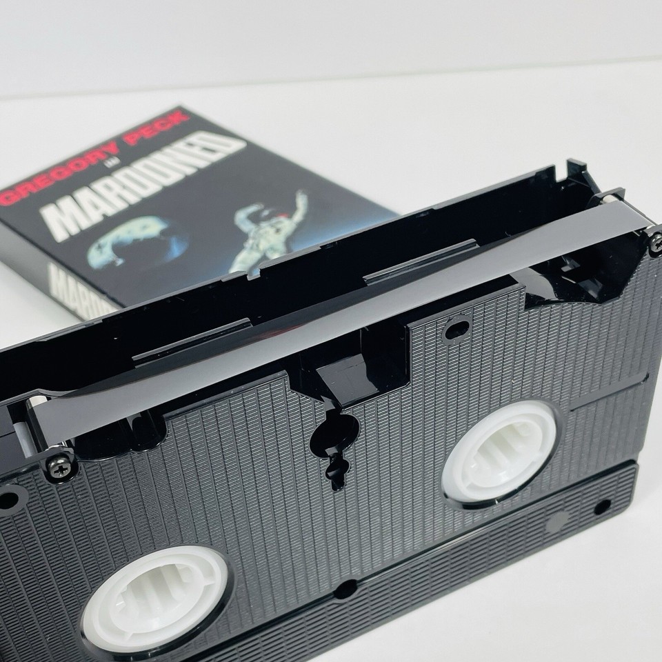 Marooned VHS Goodtimes Home Video with Gregory Peck and Gene Hackman ...