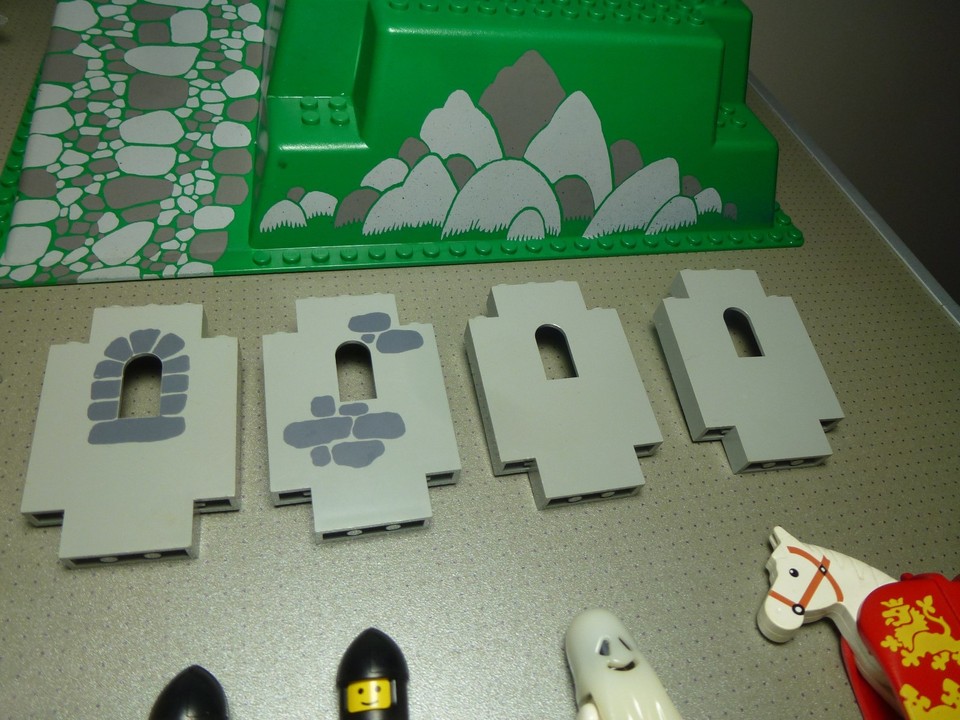 Lego Castle Crusaders Set 6081 King's Mountain Fortress | eBay Australia