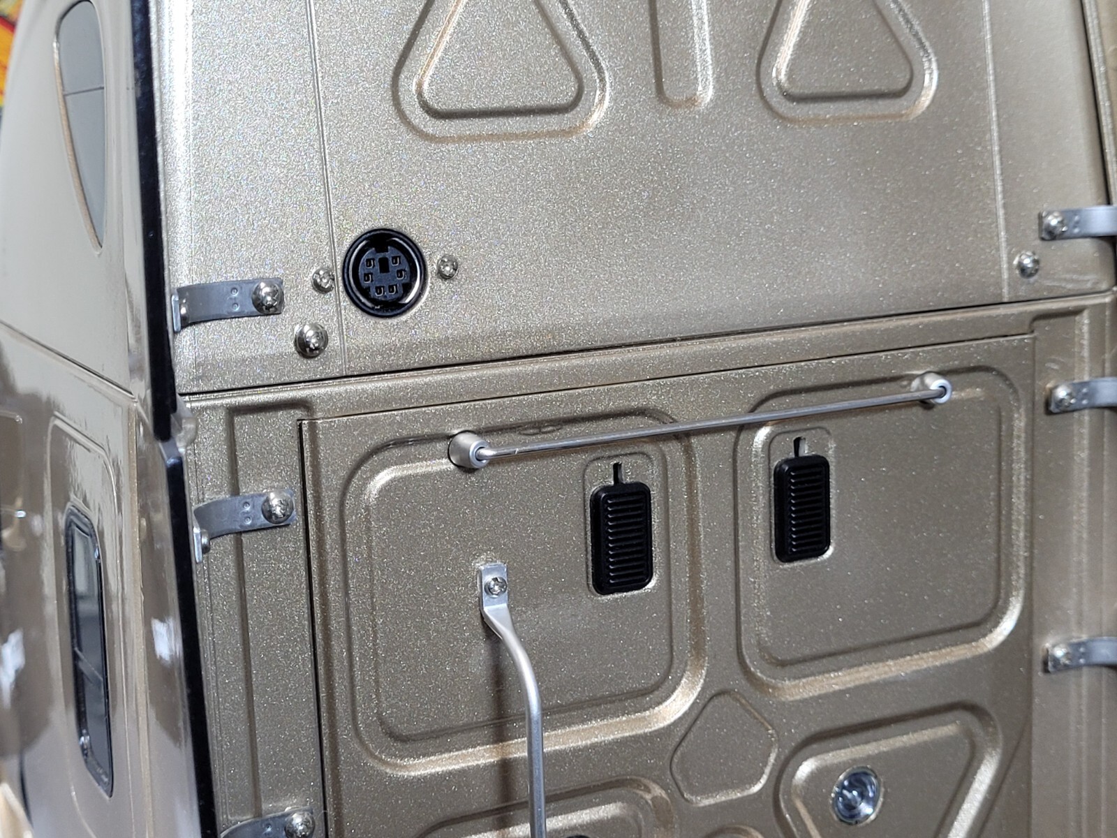 Tamiya 1/14 XB Cascadia Freightliner Truck +MFC-01 Sound LED Unit ...