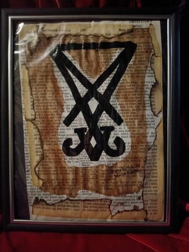 LUCIFERIAN SIGIL Real Animal Blood Painting satanic devil witch lucifer ...