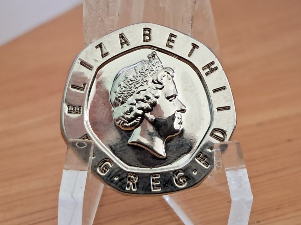 Dateless 20p Twenty Pence Error COPY COIN Undated iom manx man | eBay UK