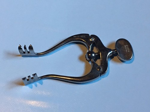 V. Mueller SNITMAN Endaural Retractor AU11030 | eBay