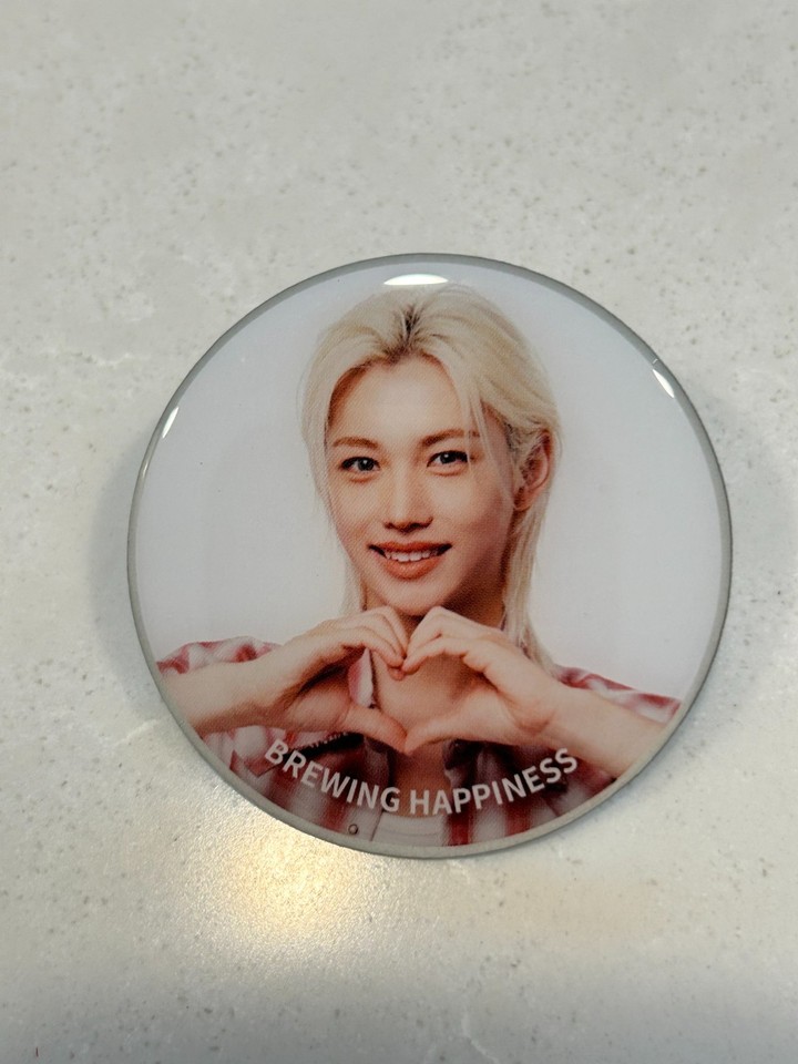 NEW STRAY KIDS Felix x Gong Cha Collaboration Metal Pins / Badges | eBay